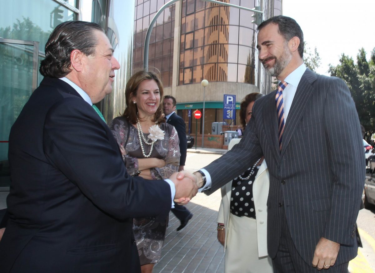 Vicente Boluda recibe al S.A.R. el Príncipe Felipe - Boluda Corporación ...