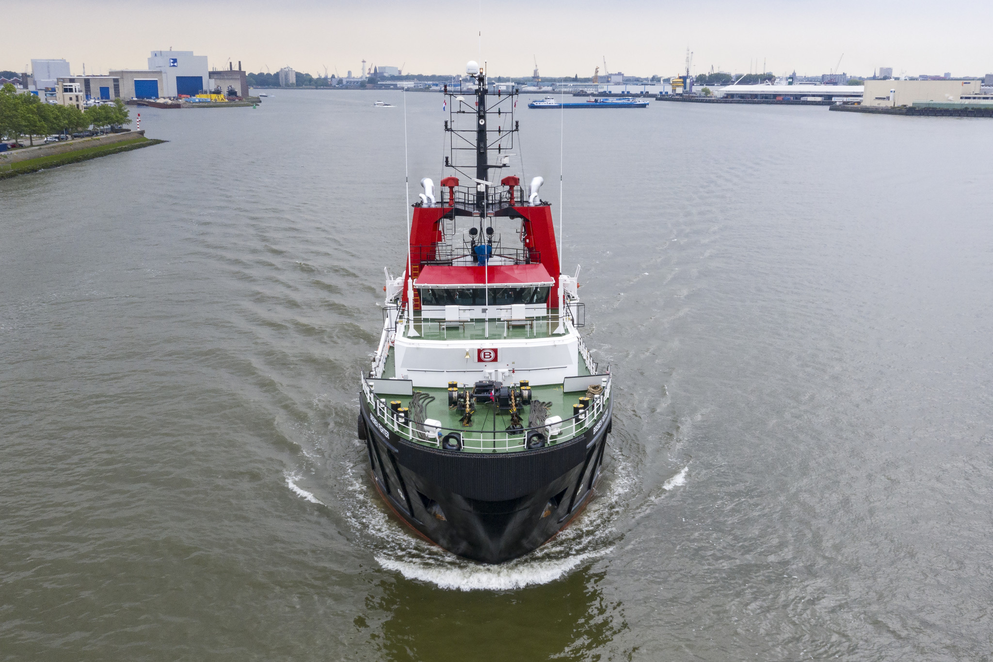 The BREMEN FIGHTER, most powerful tug in the Boluda Towage fleet, now ...